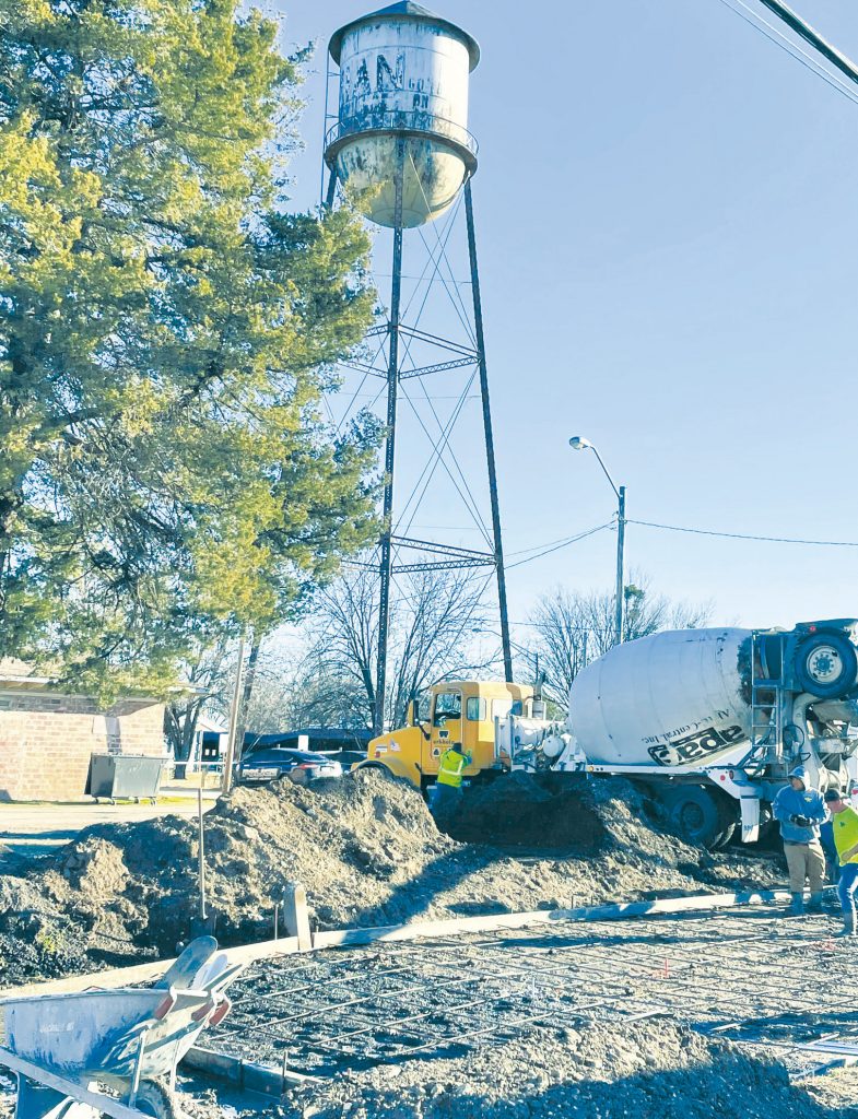 Concrete work nears completion - Sequoyah County Times