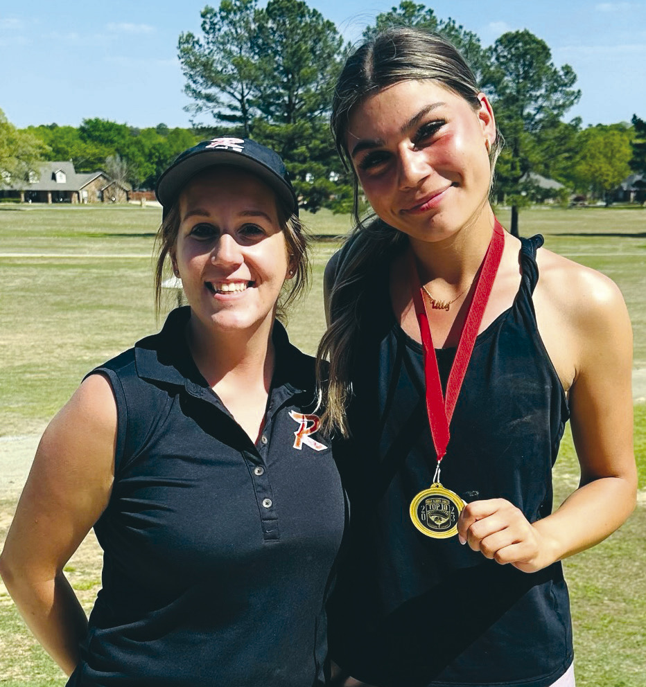 Golfers earn medals at Poteau tournament - Sequoyah County Times