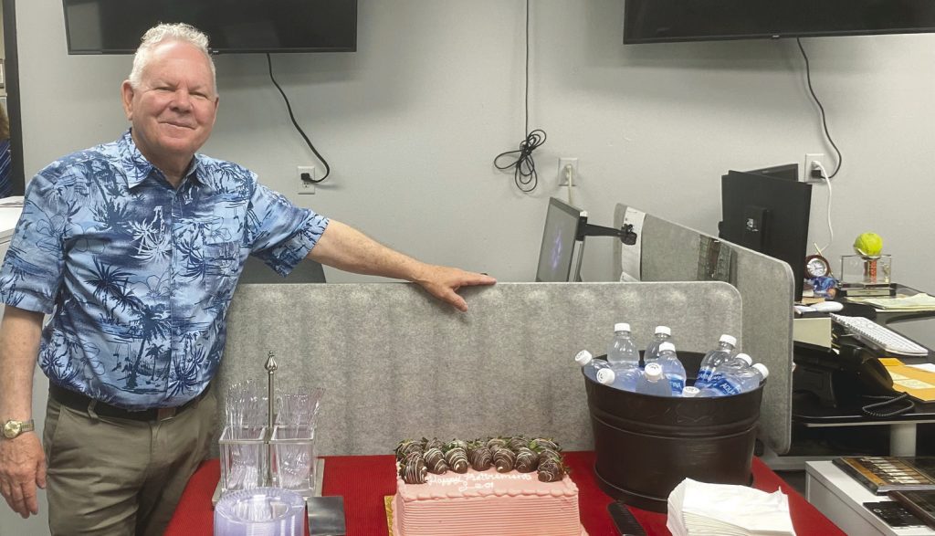 Lessley retires; Seeley begins - Sequoyah County Times