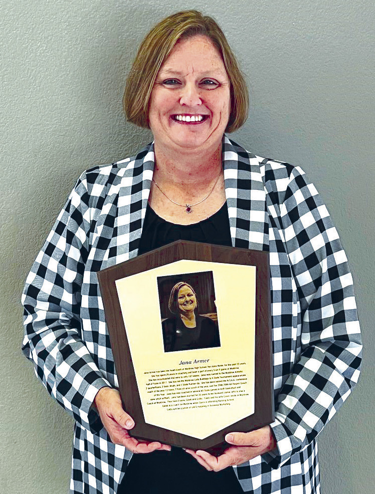 Muldrow girls basketball coach inducted - Sequoyah County Times