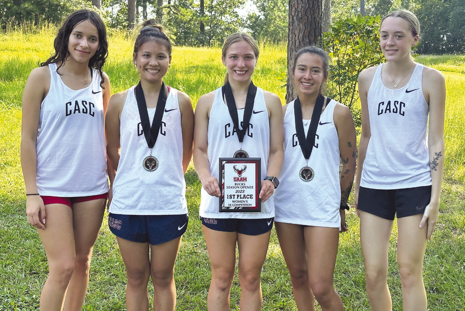 Lady Vikings cross country team wins Mena meet - Sequoyah County Times