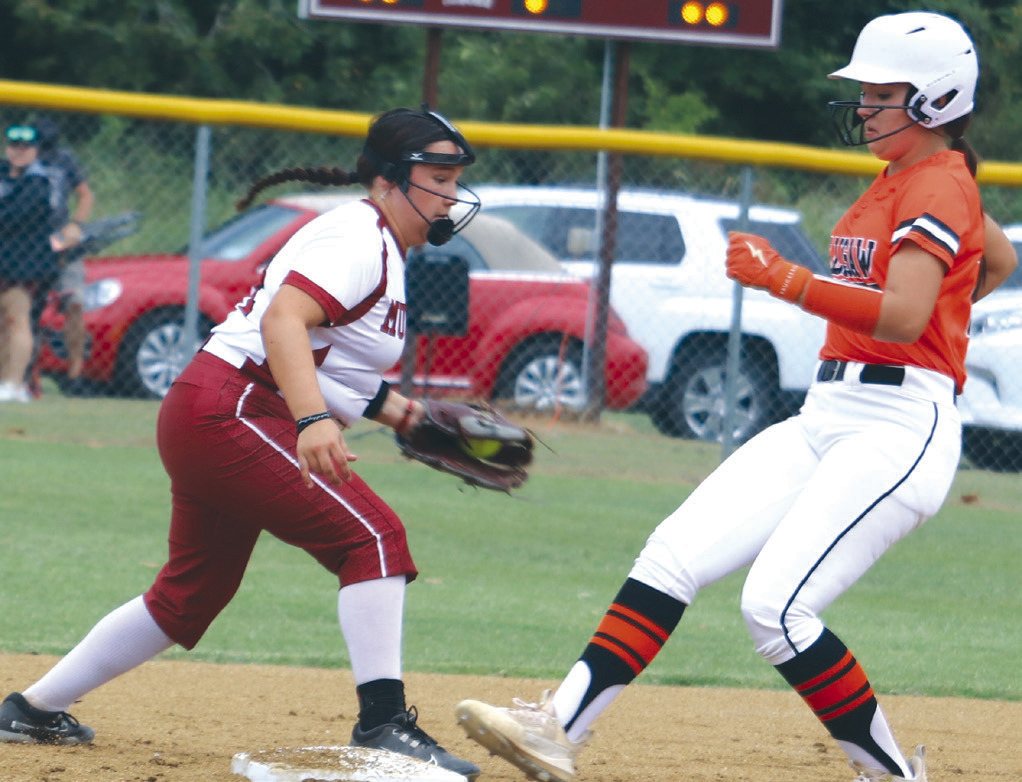 Sallisaw-Muldrow game suspended by rain, slated to resume Thursday - Sequoyah County Times