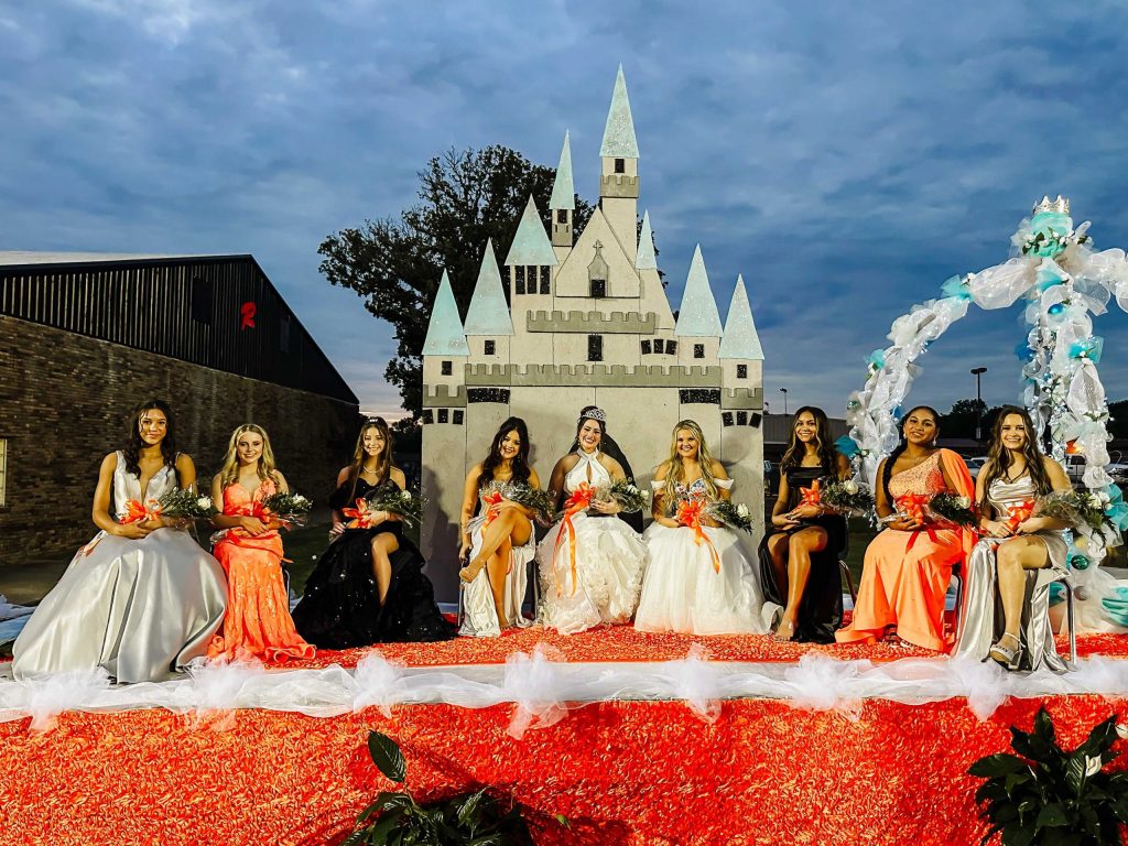 Roland royalty takes spotlight for homecoming - Sequoyah County Times