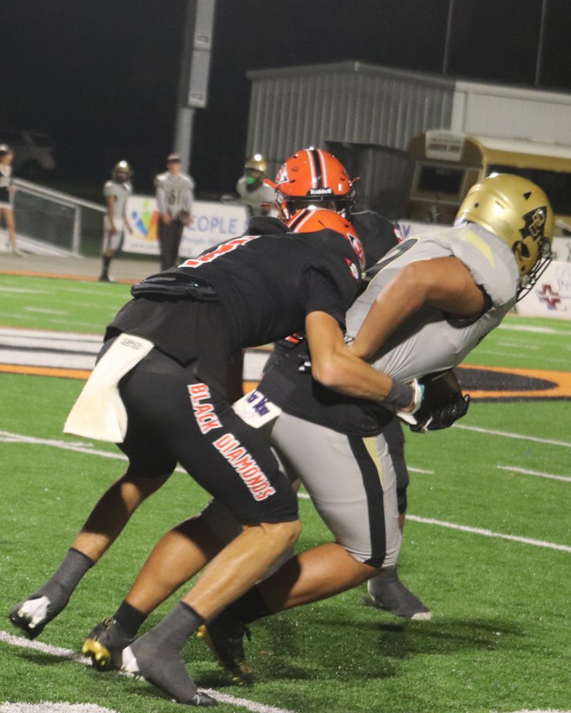 Sallisaw Black Diamonds get home district win over Broken Bow - Sequoyah County Times