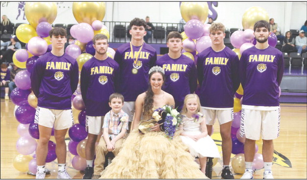 Autumn Cernicek crowned during Central basketball homecoming - Sequoyah County Times