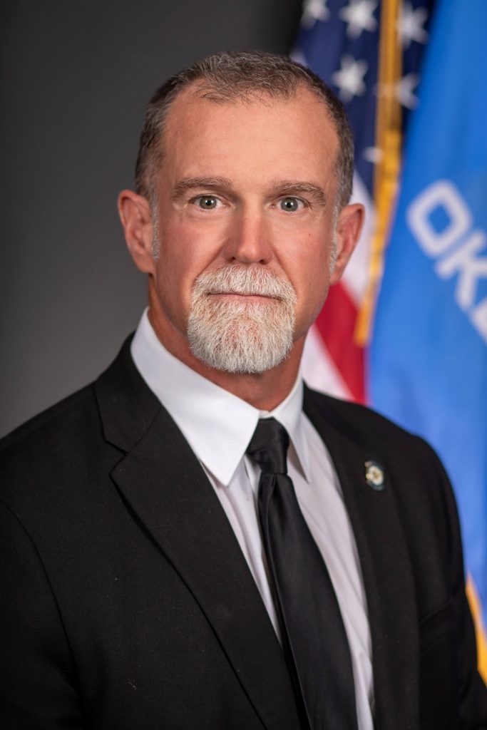 Hamilton files bill to require schools to list all available library materials - Sequoyah County ...