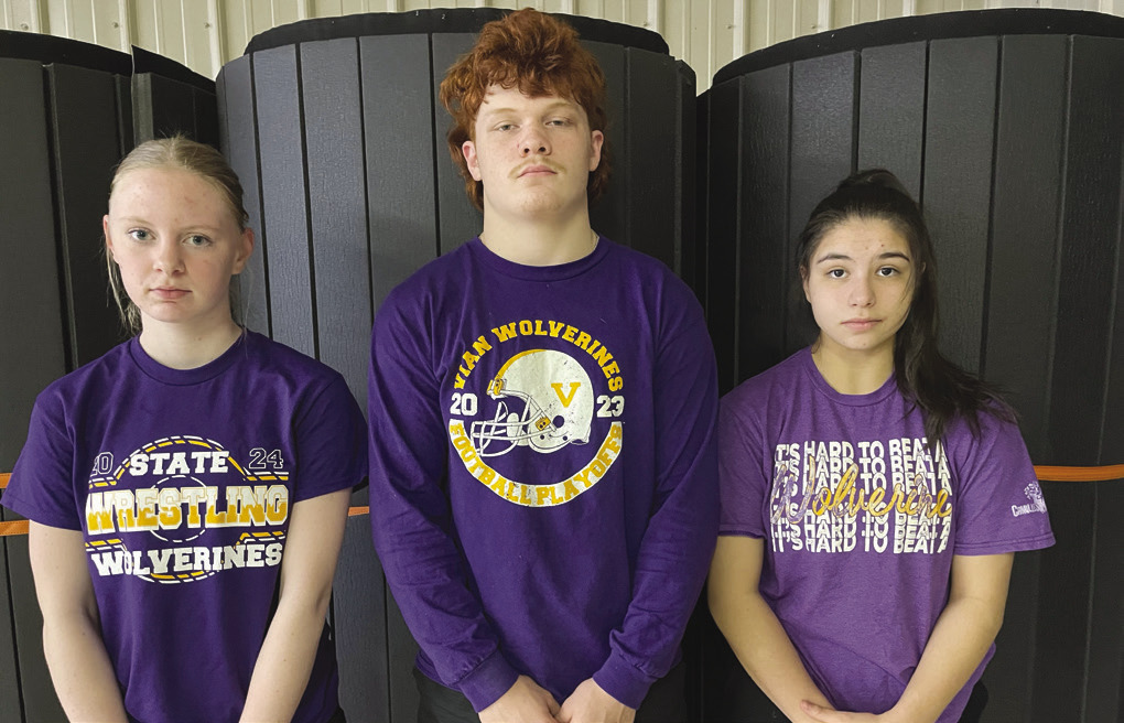 Vian state-qualifying grapplers ready to go out in style - Sequoyah County Times