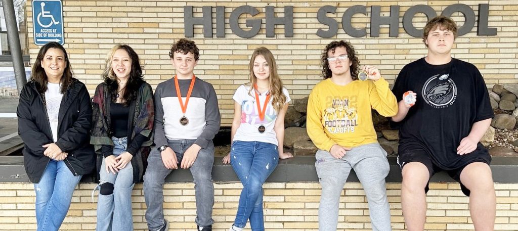 Vian students place in competition - Sequoyah County Times