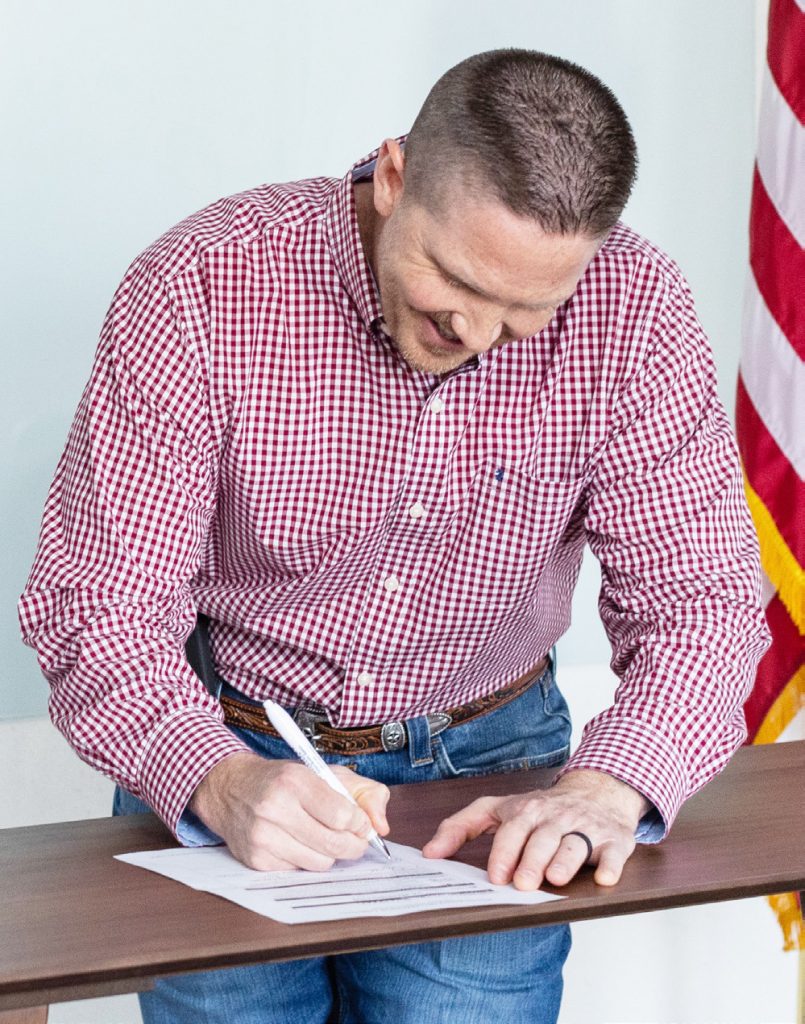 Brecheen will seek 2nd term as representative - Sequoyah County Times