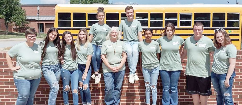 Gans yearbook team earns National Gold Standard - Sequoyah County Times
