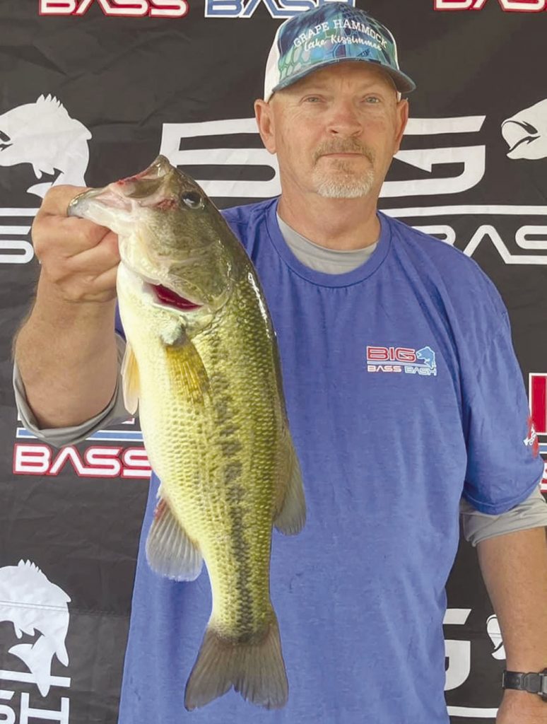 Owens excels in fishing tournament - Sequoyah County Times