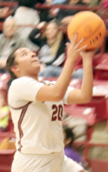 Muldrow sweeps Heavener on Senior Night - Sequoyah County Times