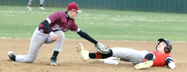 Sallisaw routs Muldrow in season opener - Sequoyah County Times