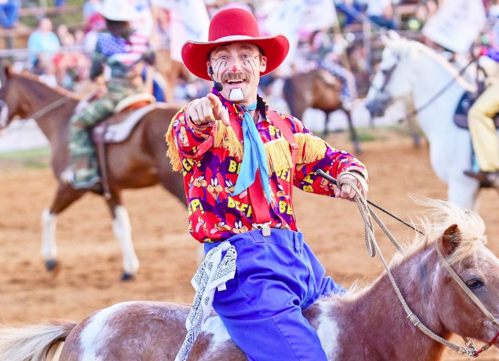 Ulmer returning as rodeo clown for Sallisaw rodeo - Sequoyah County Times
