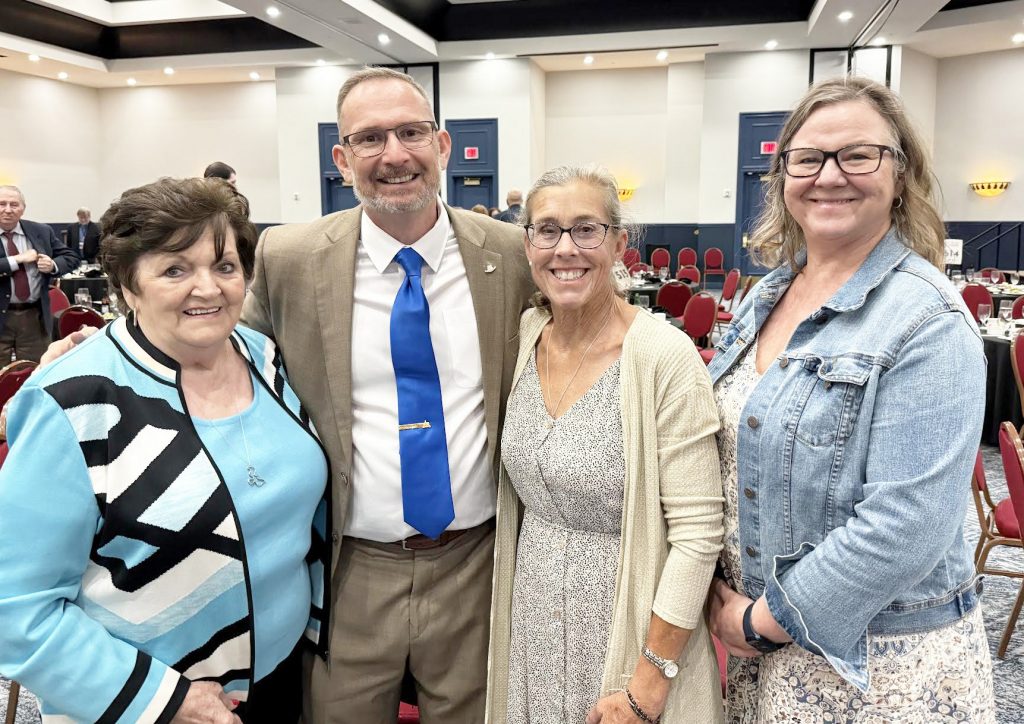 Political hobnobbing - Sequoyah County Times