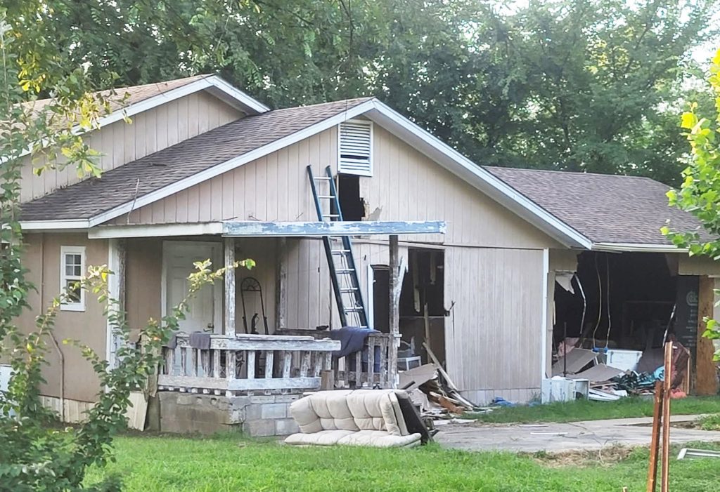 Sallisaw police continue search for Sunday shooting suspect - Sequoyah County Times